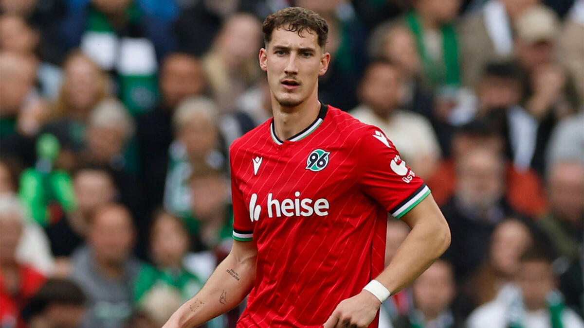 Hannover 96: Nach Vertragsende: Phil Neumann verlässt Hannover 96 im ...