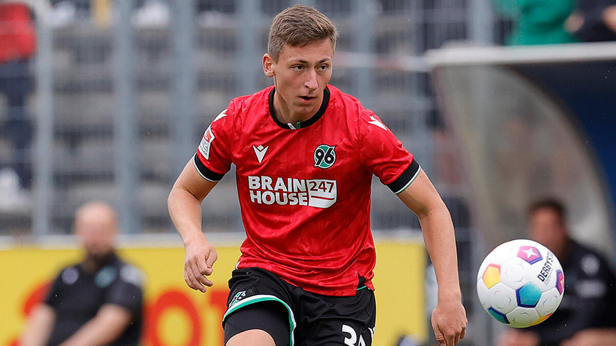 Hannover 96: "Planen ihn für die kommende Saison fest ein": Marius Wörl ...