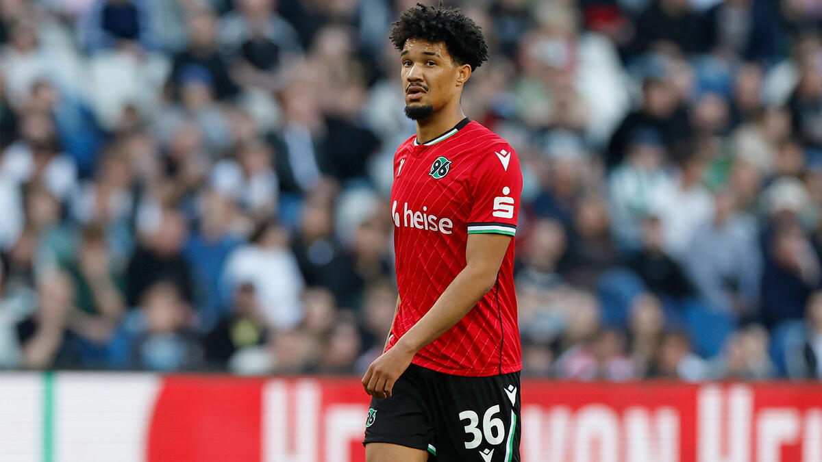 Hannover 96: Defensivspieler wechselt fest nach Düsseldorf: Leihe von ...