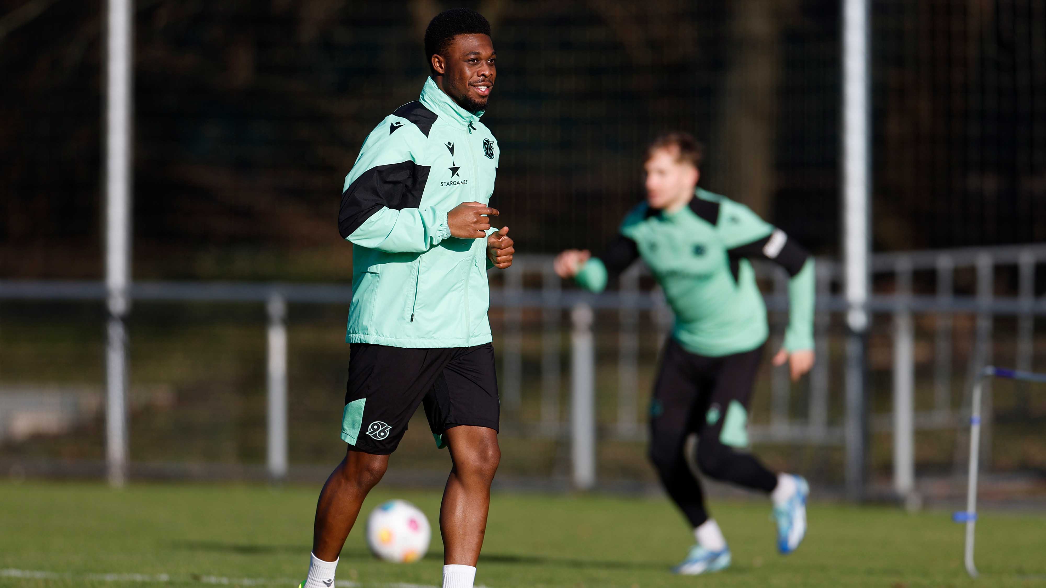 Hannover 96: "Man merkt, dass es besser wird": Christopher Scott macht ...