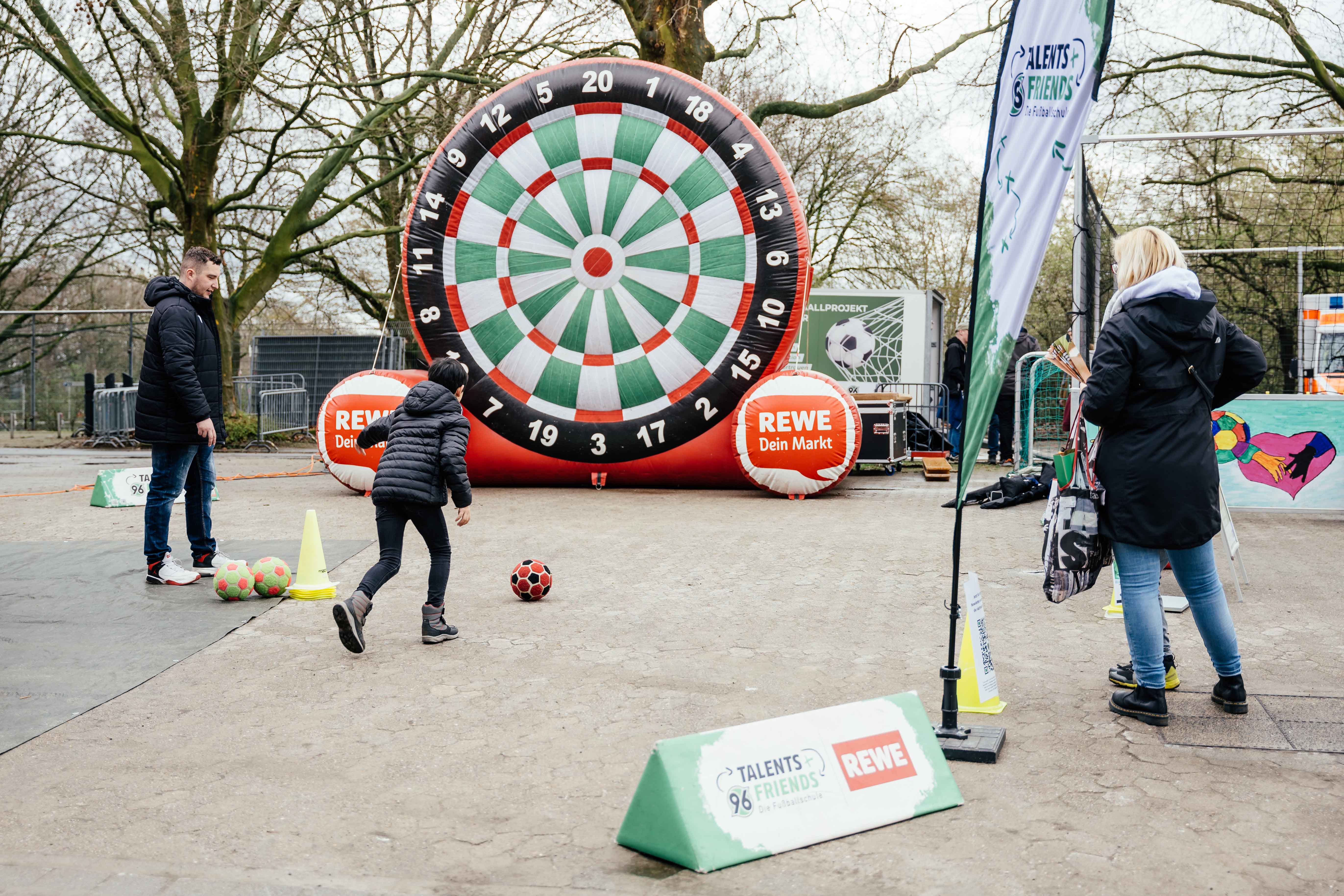 Hannover 96: Rückblick und Bildergalerie: Familienspieltag gegen den SVS